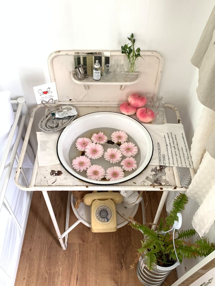 [사랑.Zip] 체크인전짐보관 12시퇴실 해변도보10분 주택 조용한동네 전용테라스마당 - Busan