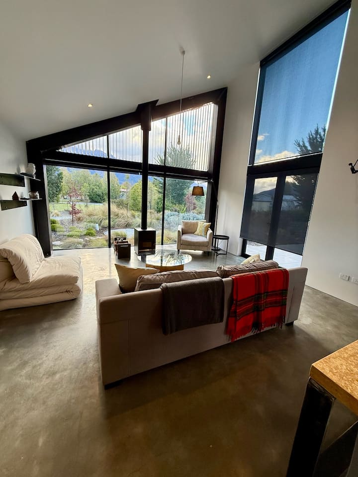 One Scheelite Avenue - Glenorchy