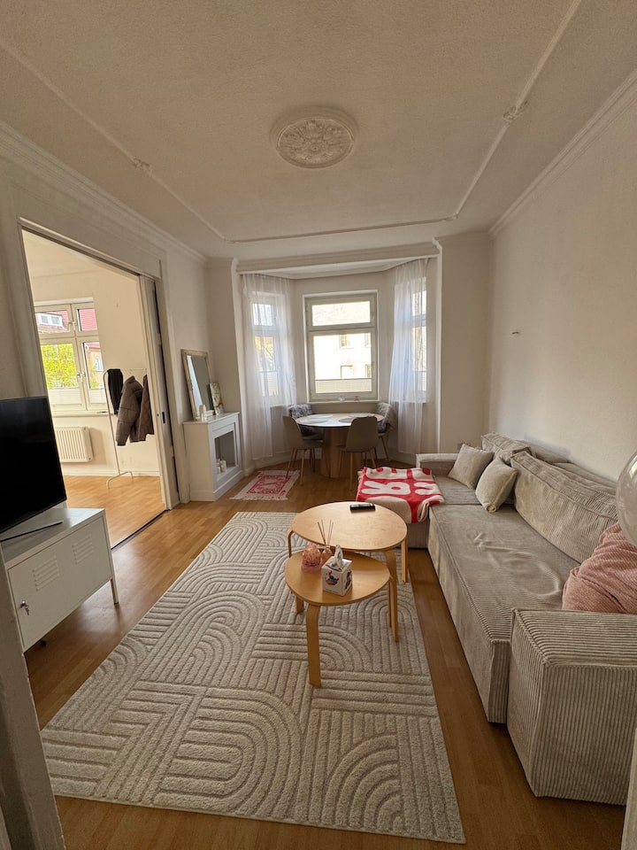 2-zimmer-wohnung Mit Balkon - Kiel