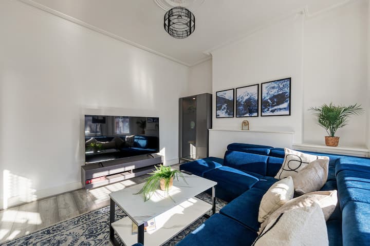 Modern 4 Bed House In Wood Green 5 Min To Station - Londres