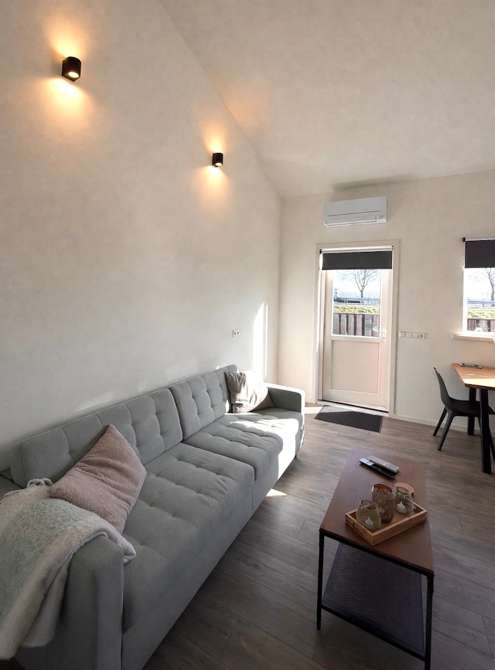 Landzicht. - Alphen aan den Rijn