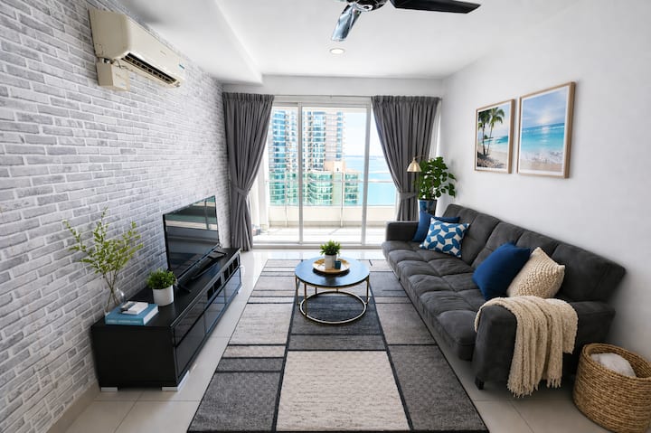 High Floor Seaview 2br • Near Gurney & Georgetown - Penang