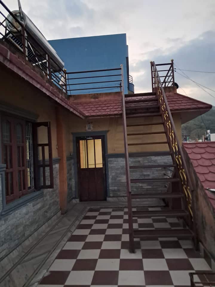 Entire Flat With Scenic Views - Pokhara