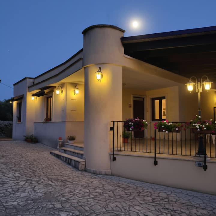 "Villa Colline Fiorite" - 15 Minuti Da Alberobello - Putignano