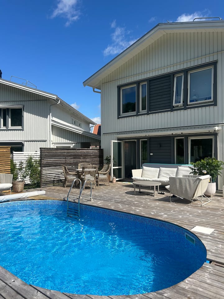Villa Med Pool I Linköping - Linköping
