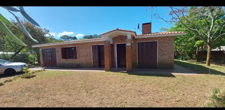 Casa En Floresta Con Piscina - Atlántida