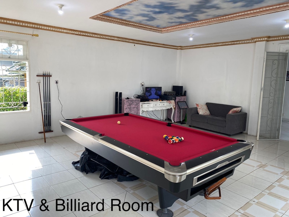 Vila puncak resort - Houses for Rent in Cipanas, West Java, Indonesia ...