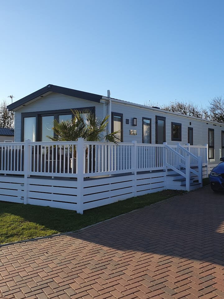 Stunning Countryside Lodge/holiday Home(tm08) - Tregony