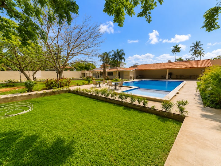Manyara Rootop Pool Gym Parking - Puerto Vallarta