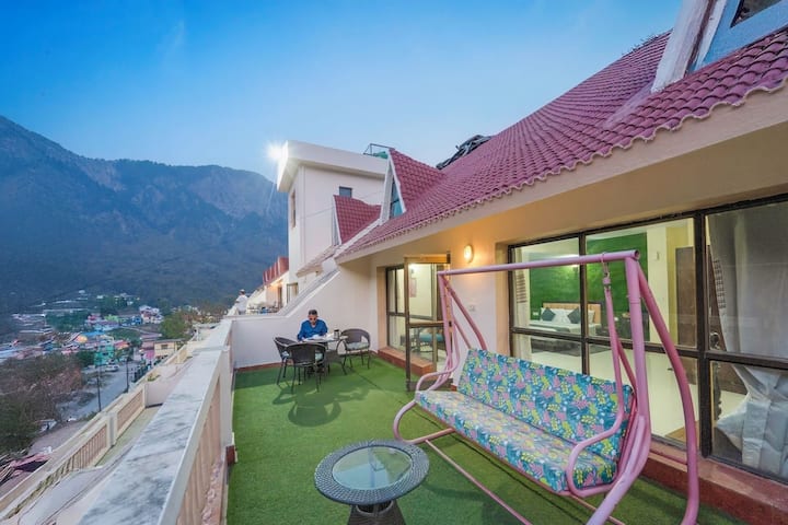 Home Stay With Lake View - Kaladhungi