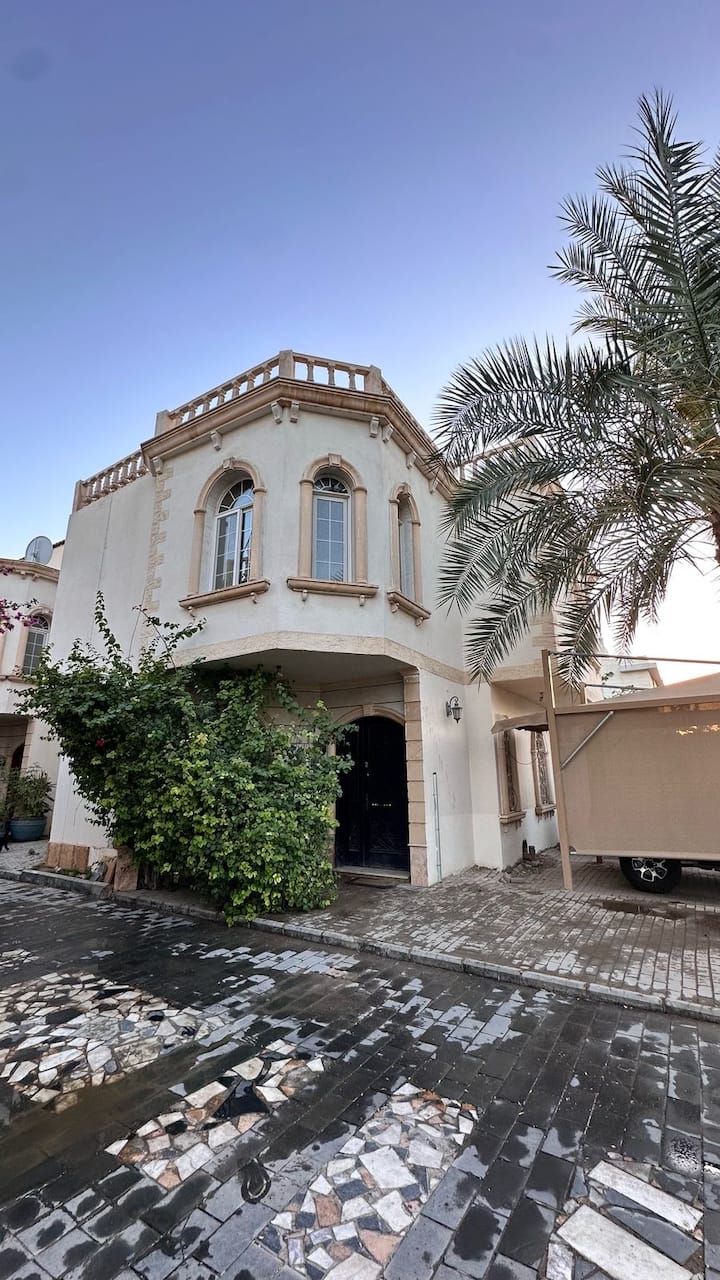 Villa For Rent فيلا للايجار - Medina, Saudi Arabia