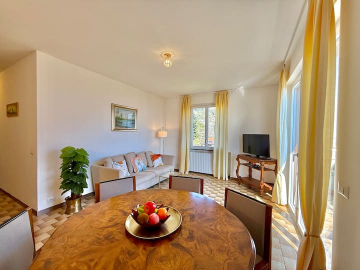 Maison Du Soleil, Just Steps From The Beach - Bellano