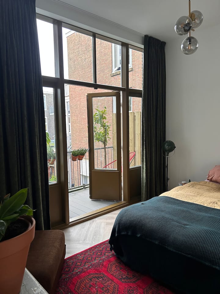 Family Friendly Apartment In The Hague - Monster