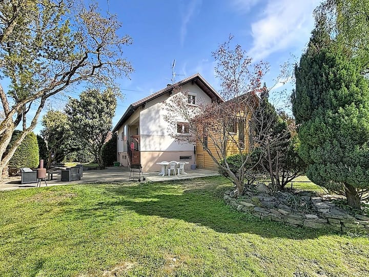 Grande Maison Au Calme Avec Jardin, 15 Min De Bâle - Bartenheim