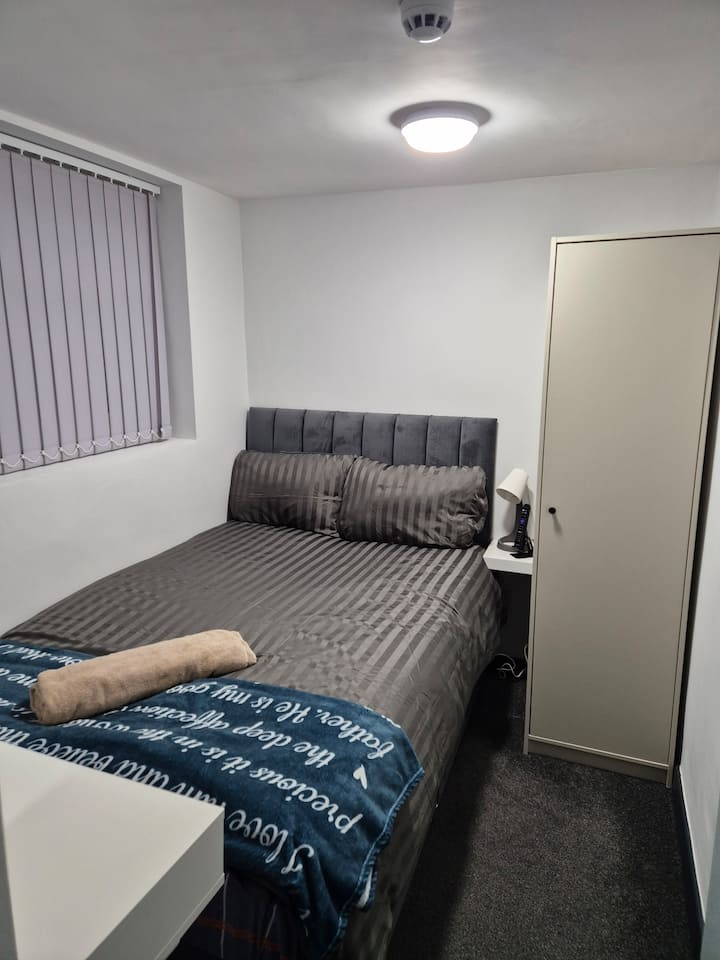 Cosy Space,clean Comfortable Ensuite Room - Stockton-on-Tees