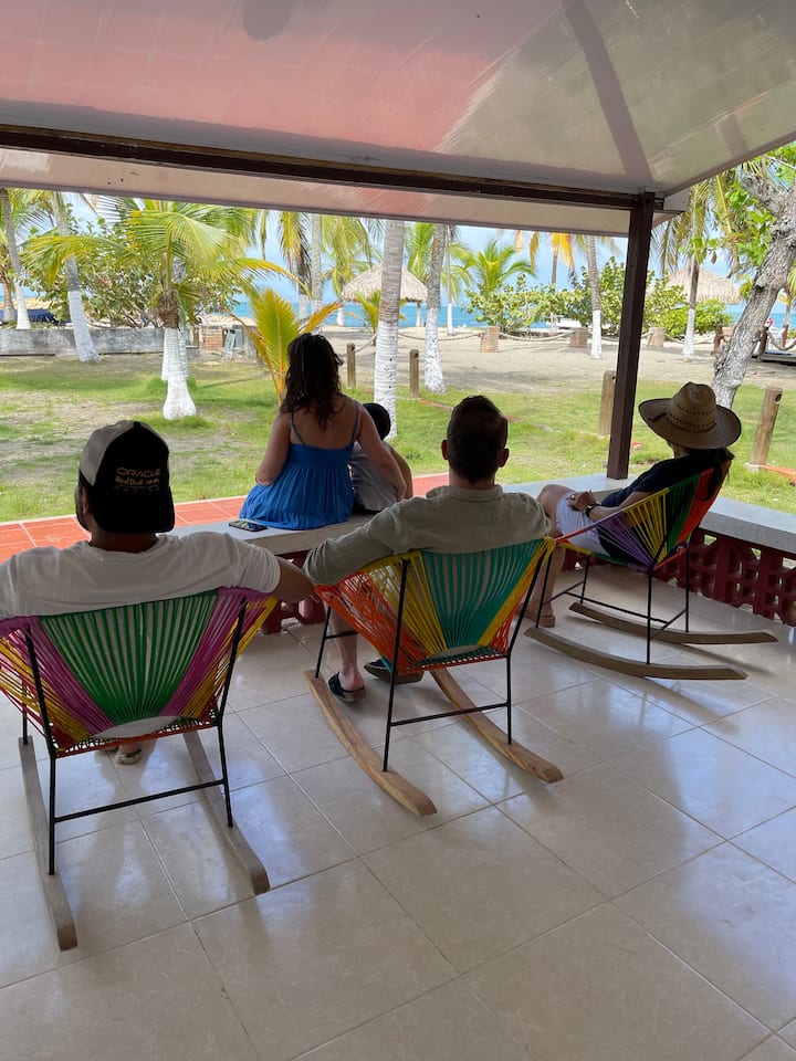 Coveñas Linda Cabaña Frente Al Mar - Covenas