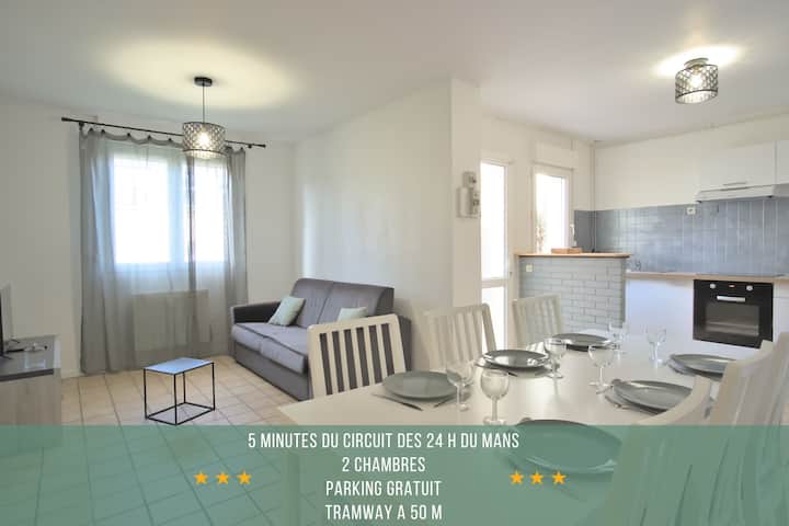 Le Georges Durand * Parking * 5 Min Du Circuit 24h - Le Mans