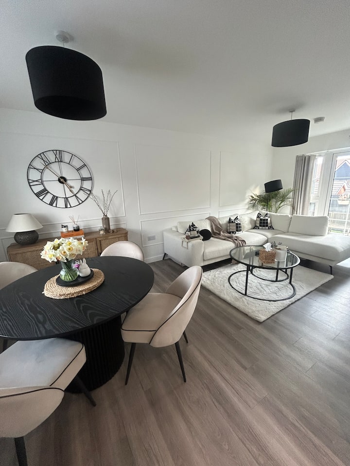 Beautiful Apartment - Chichester