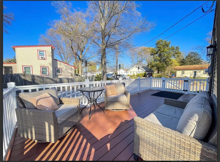 Cozy Coastal Escape Steps From The Bay! King Bed - North Cape May, NJ