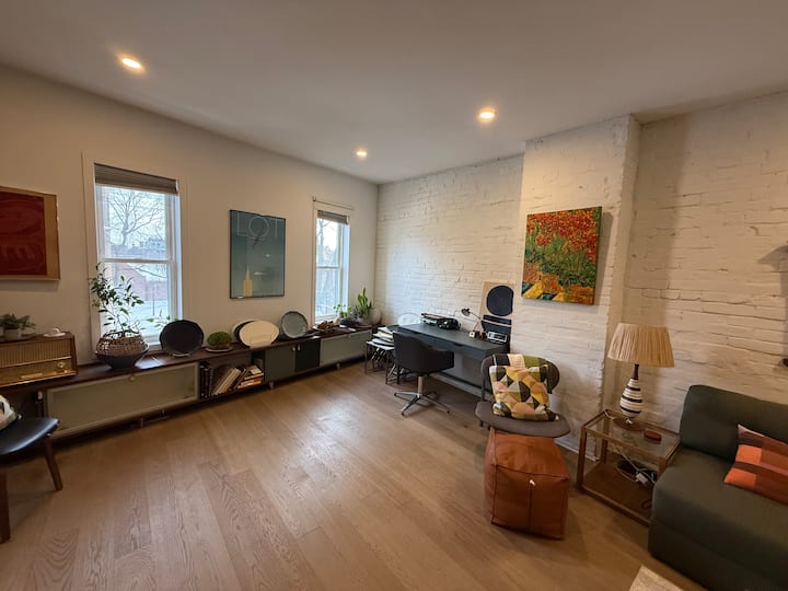 Spirit Loft In Historic Corktown | Old Toronto - Toronto, ON