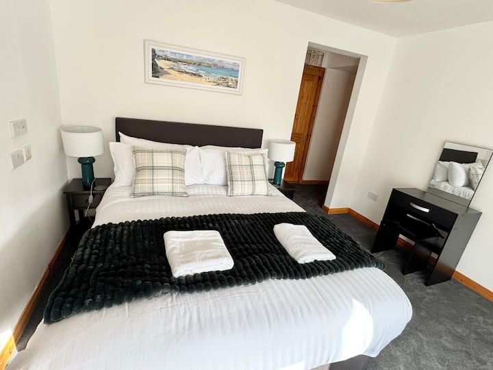 Suite 1 Centrally Located 3 Bed House Inverness - Inverness