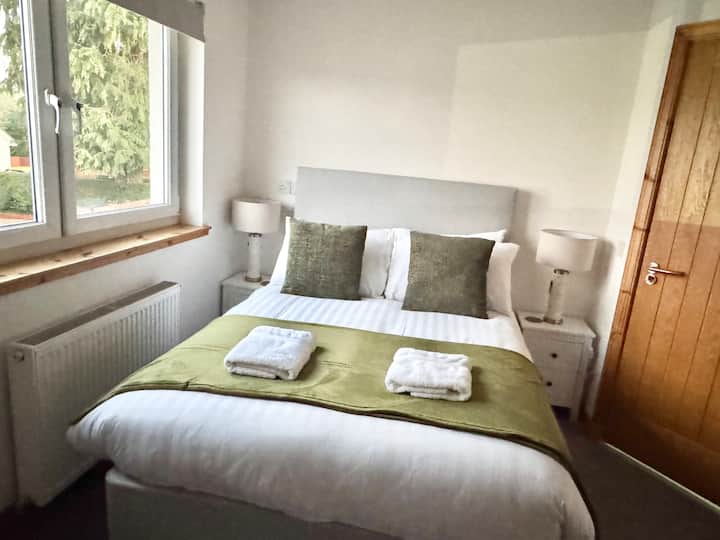 Suite 2 Centrally Located 3 Bedrooms Inverness - Inverness