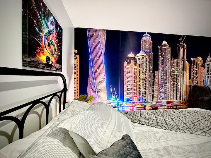 The Town And Country - Saint Joseph, MO