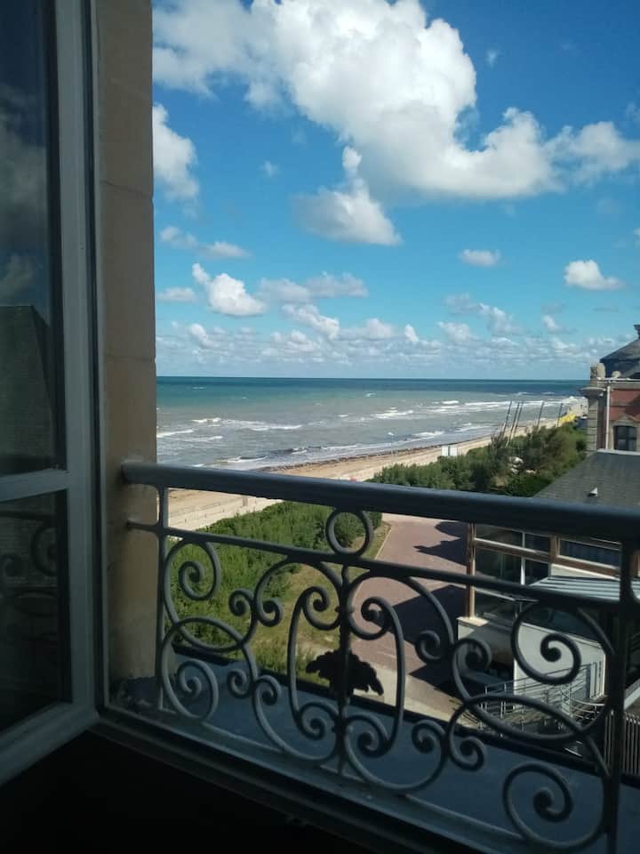 Vue Imprenable En Bord De Mer - Asnelles