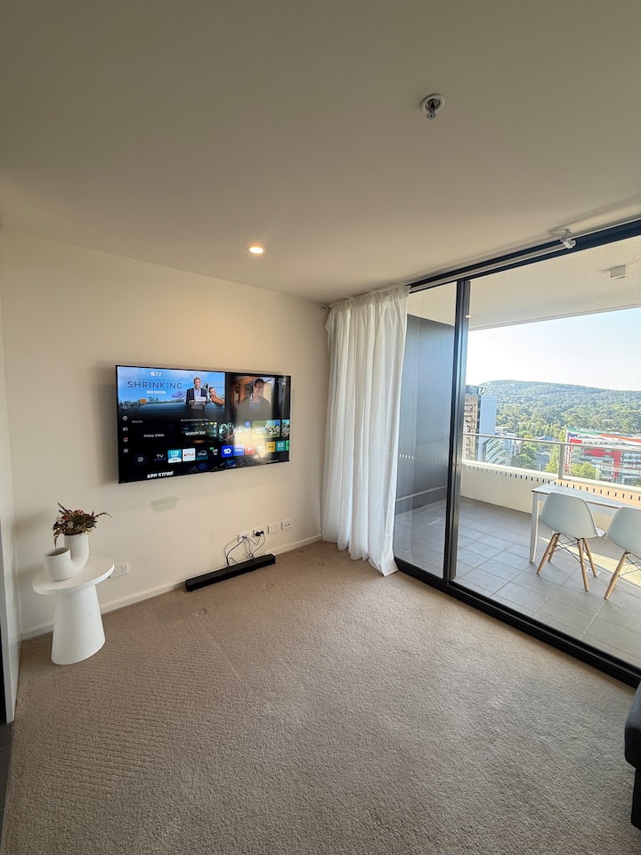Top-level City 1br | Modern | Free Parking & Wifi - Canberra