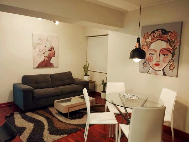 Céntrico Y Con Vista Exterior - Lima