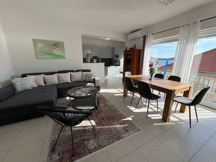 Wundervolle Ferienwohnung Am Meer Villa Giuliana - Murter