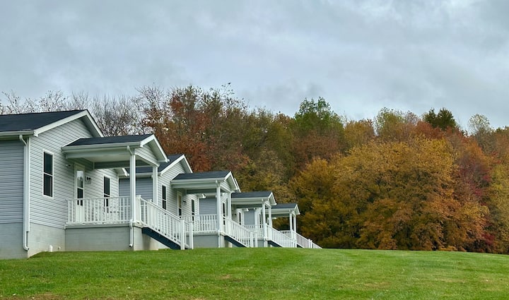 (76) 3bedroom Retro& King Size Bed! - Splash Pad, Manchester