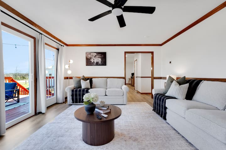 Modern Cozy Get-away* Game Room-amish Country - Plumpton Park Zoo, Rising Sun