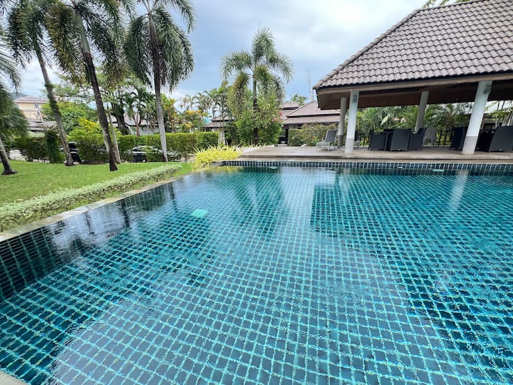 Rawai Tropical 3br Villa, 3 Baths With Pool Access - Kata Beach