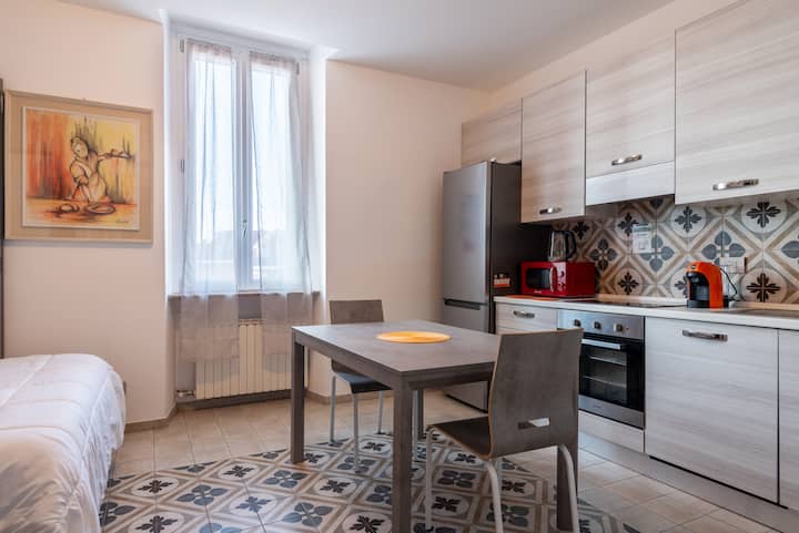 Nuovo Grey - Milan Malpensa Airport (MXP)