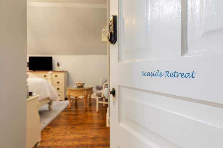 Magnolia Inn | Seaside Retreat, Downtown Clayton - Clayton, NC