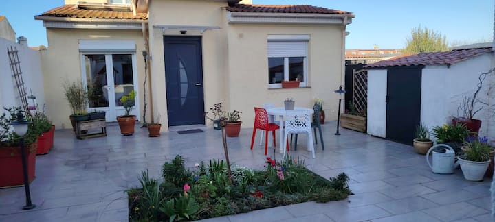 Maisonnette De Ville Atypique - Armbouts-Cappel