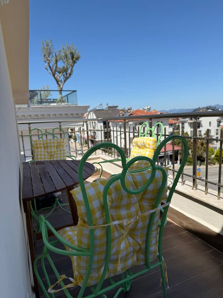 Spacious&scenic Attic Apartment In Fethiye Center - Fethiye