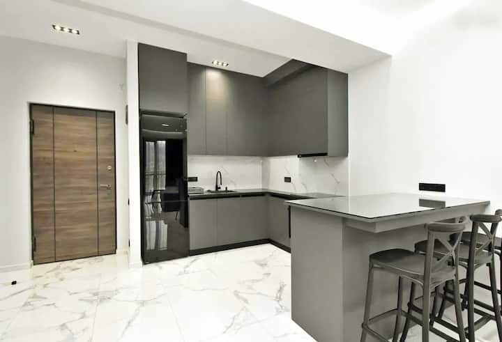 Modern Central Apartment - Yerevan