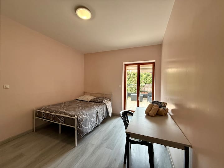 Face à La Gare - Chambre 4 - Roanne