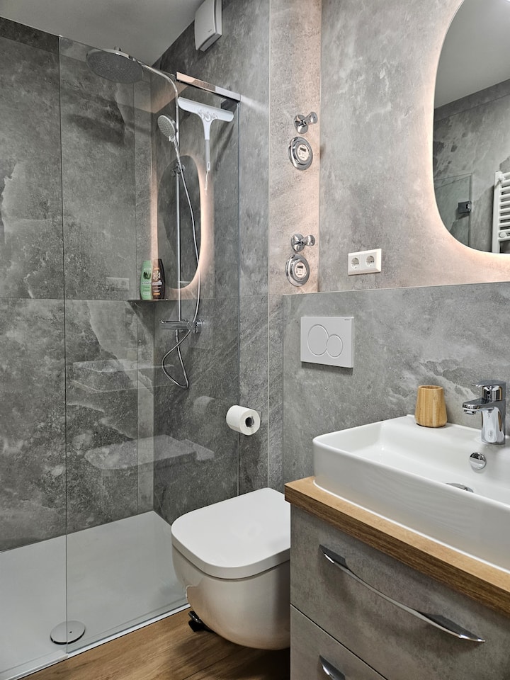 Moderne Eleganz Apartment In Hannover - Hanover