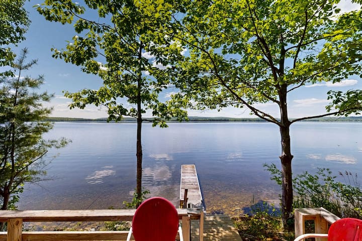 4br Lakefront Cottage W/ Dock & Views - Waterville, ME