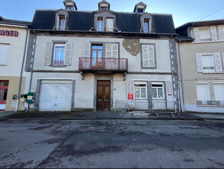 Location Saisonnière - Murat-le-Quaire