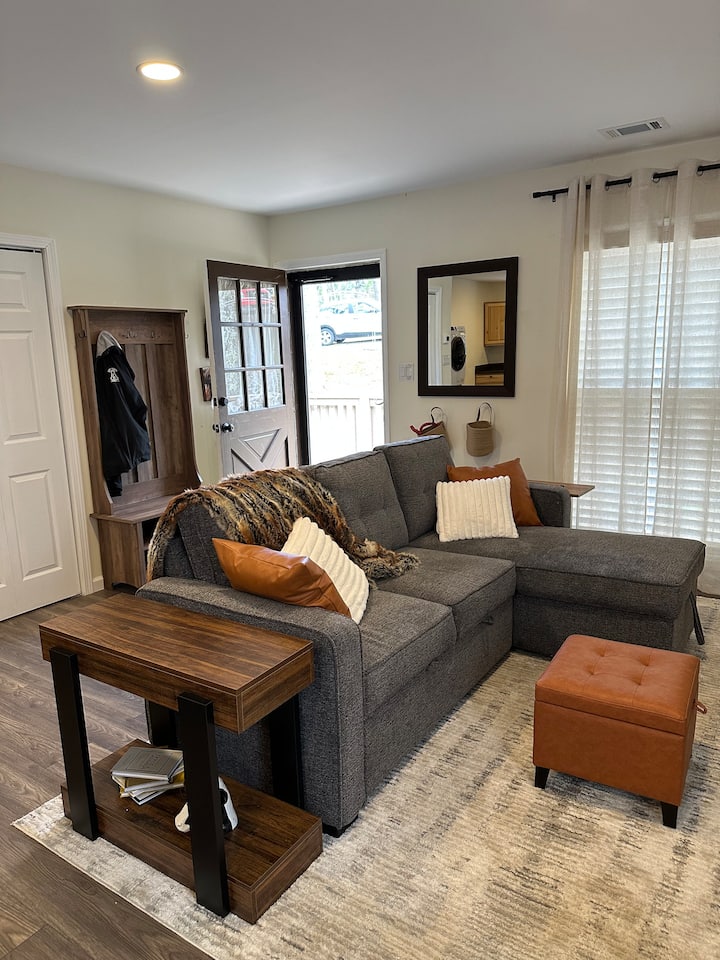 Dog Friendly Boone Mountain Breeze Retreat 3/2 - Blowing Rock, NC