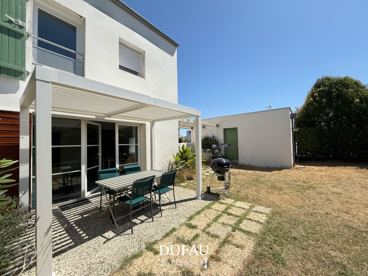 Jolie Maison Avec Grand Jardin Pour 4 Personnes - Plage de Fouras