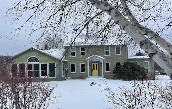 Enjoy The Winter Wonderland, Ski, Skate, Explore. - State of New York