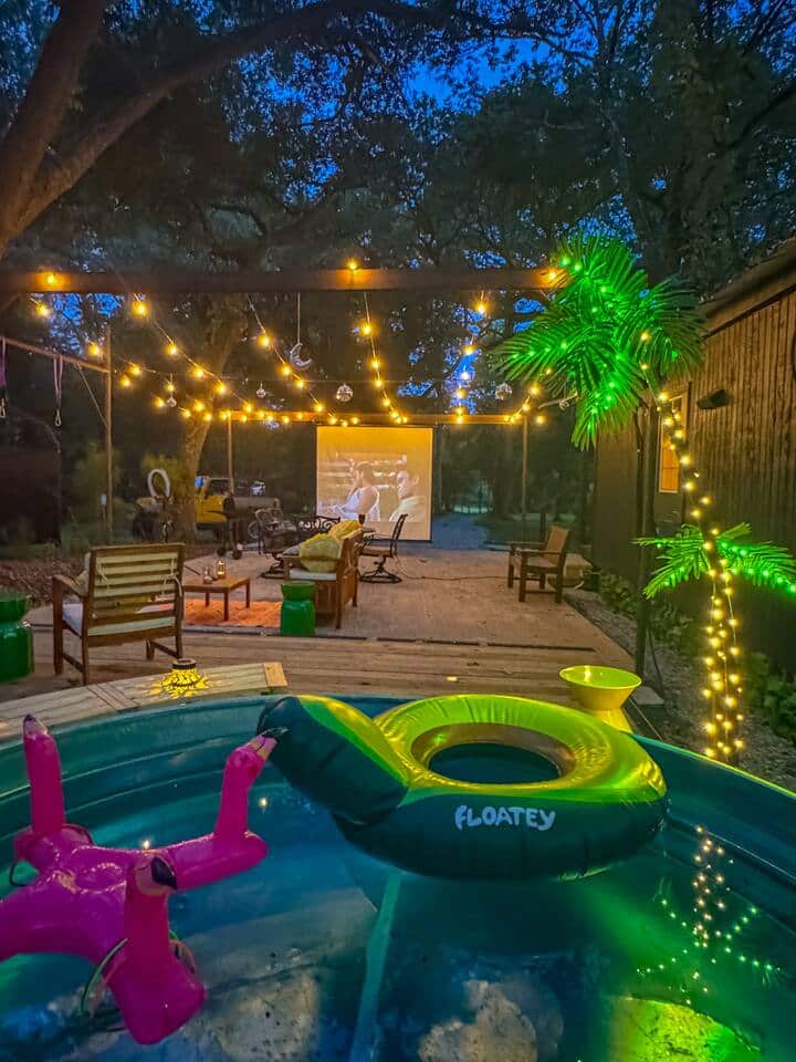 Stay Bougie Glamping Cabin + Pool Theater - Louisiana