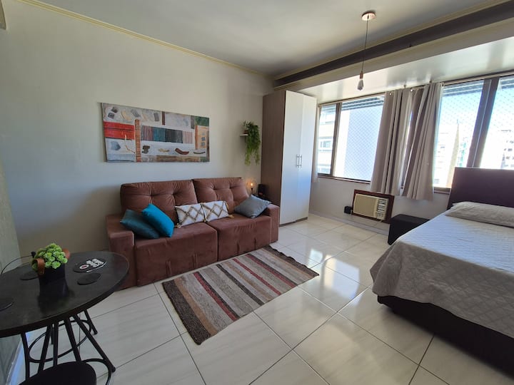 Studio No Centro De Poa - Em Frente à Redenção - Porto Alegre