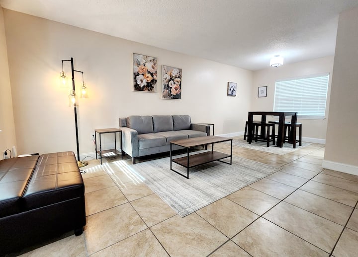 Toria Suites 922 - Lakeland, FL