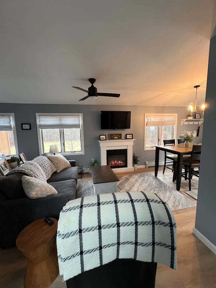 Luxury Micro Suite ~ Charming & Peaceful Getaway - Northampton, MA